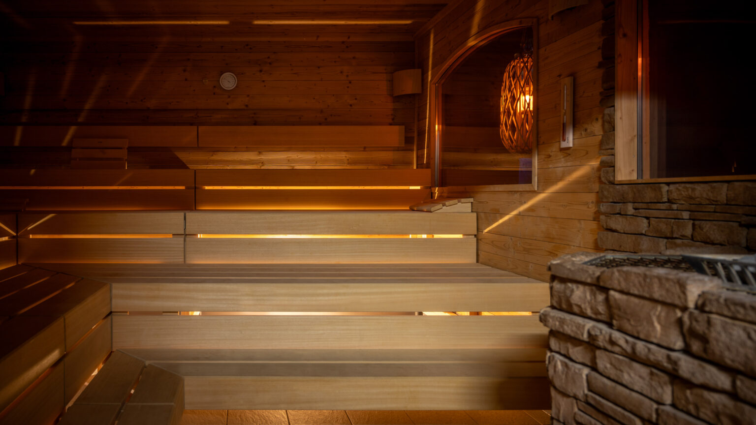 Einblicke in die Phoenix Männer Sauna Koeln. | Phoenix Sauna Koeln ...